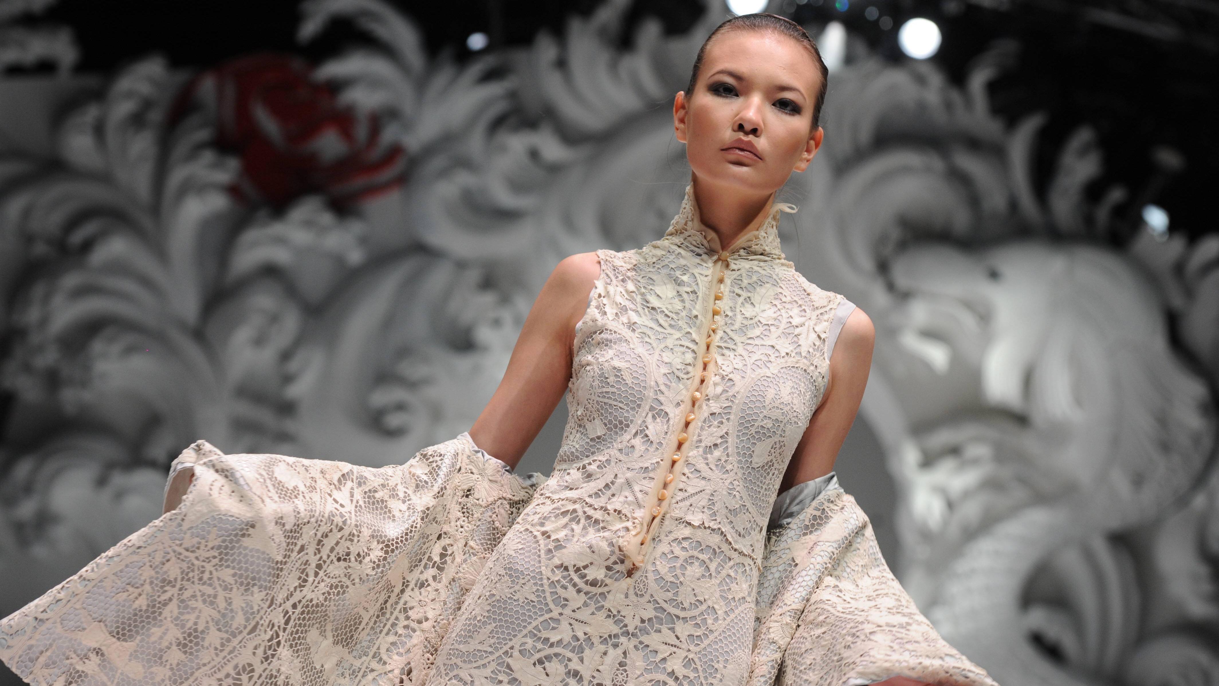 Haute Couture: Die Top-Designer im Überblick | BUNTE.de