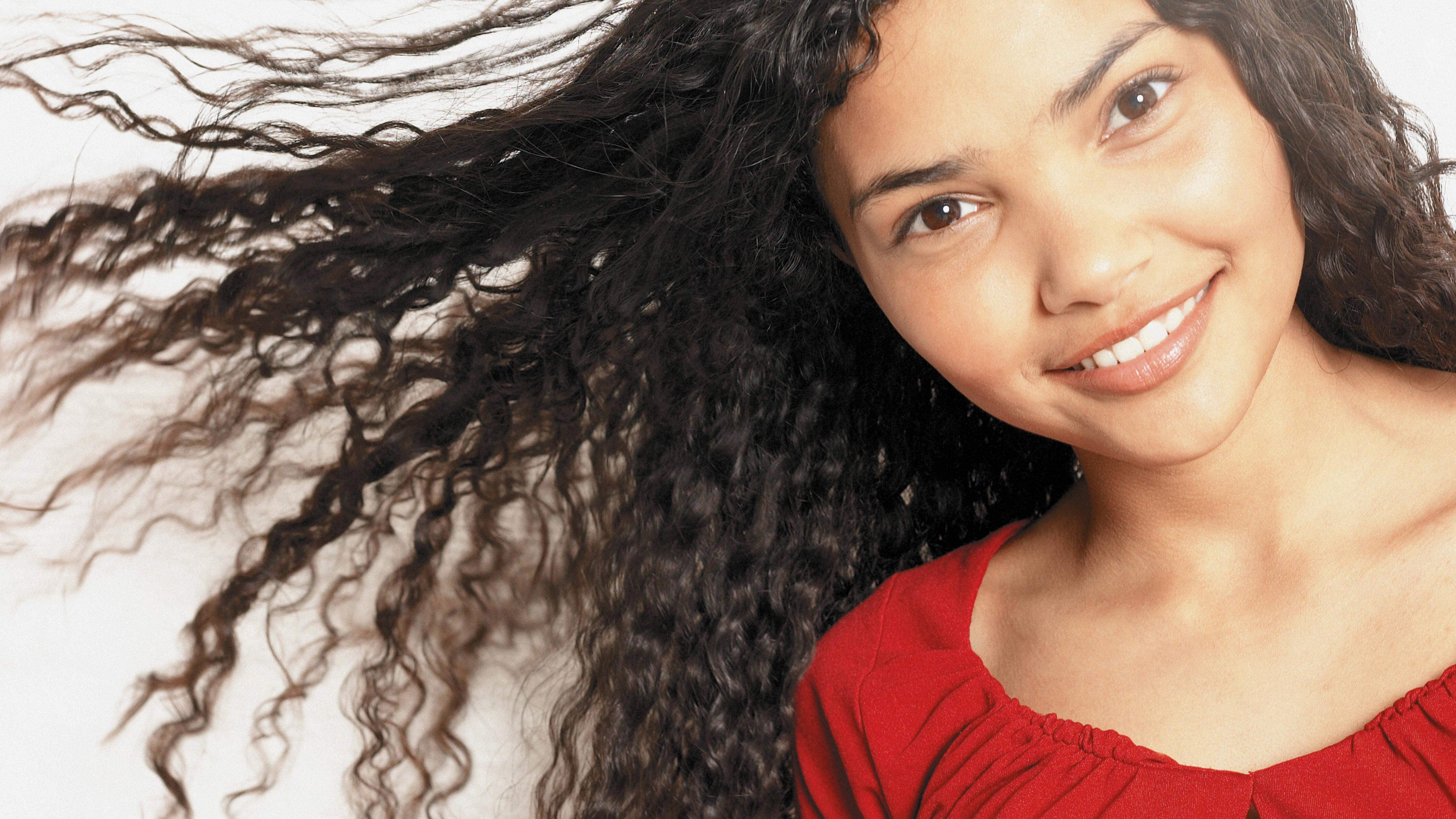 Offene Haare: Diese Frisuren bringen Ihre Mähne zur Geltung | BUNTE.de