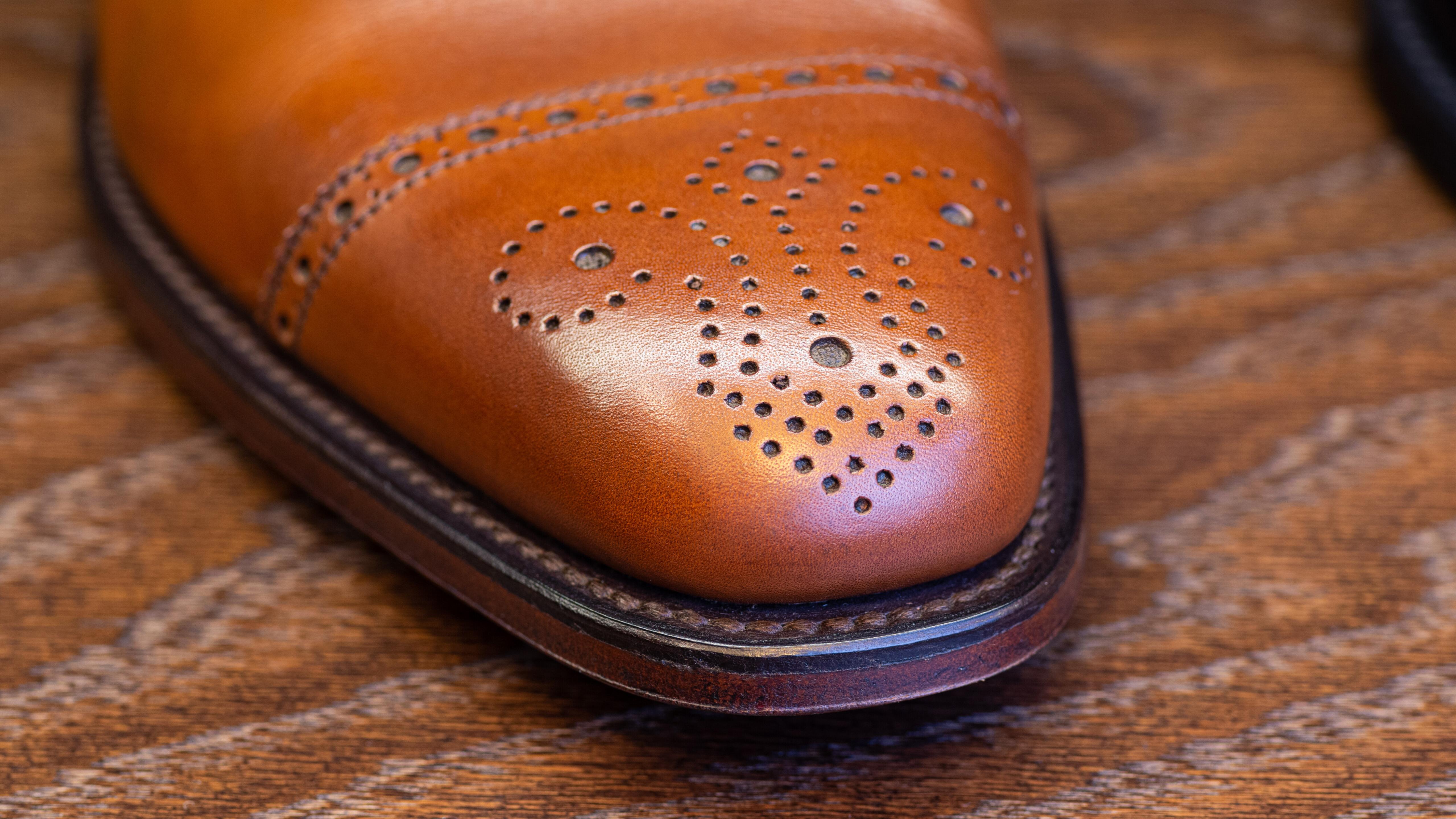 Was sind Fullbrogue-Schuhe? Einfach erklärt | BUNTE.de