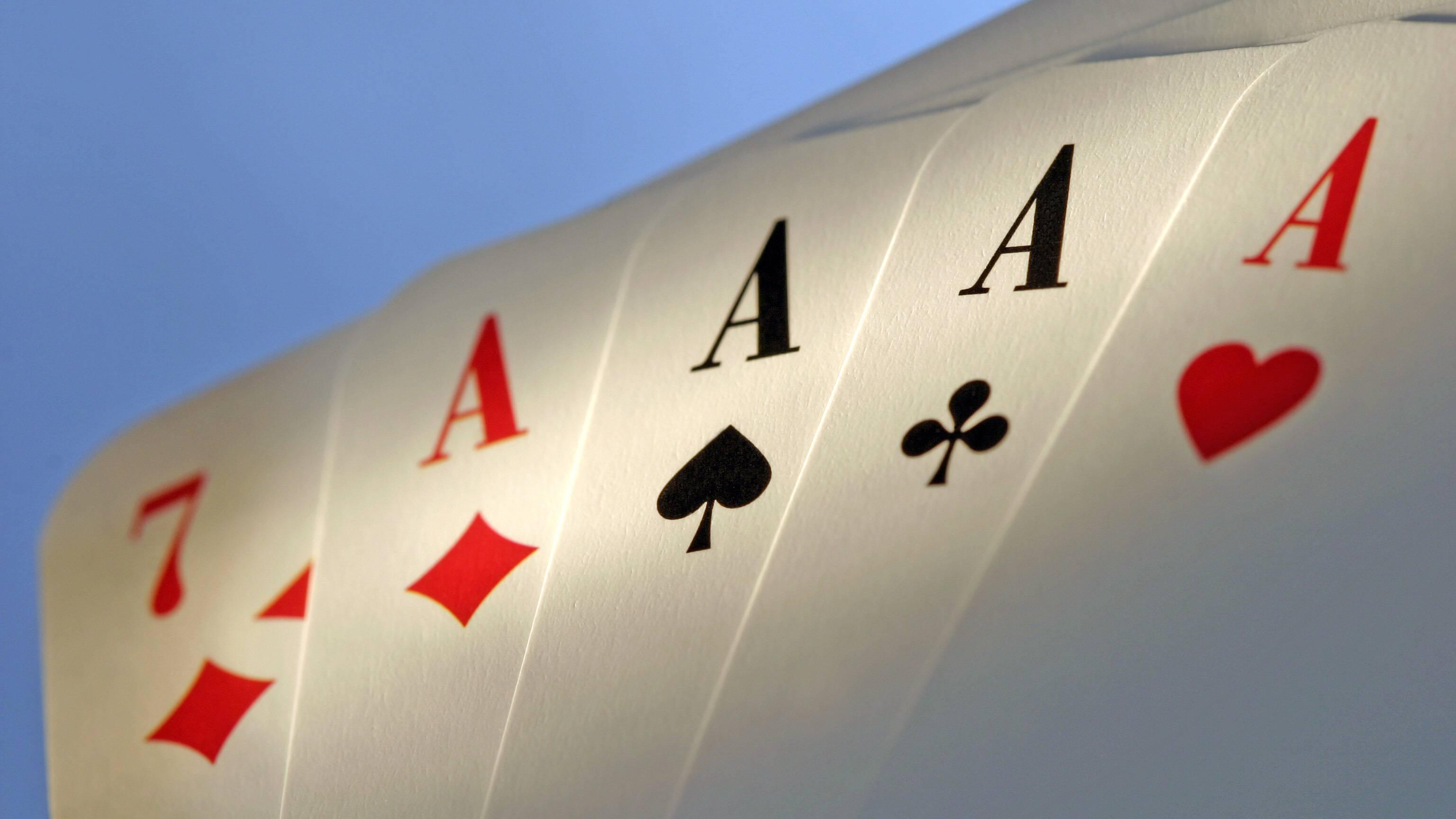 Spielkarten selbst gestalten: 7 coole DIY-Ideen für jeden Anlass | CHIP